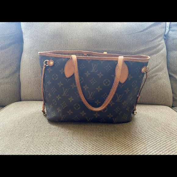 Louis Vuitton | Bags | Vintage Louis Vuitton Neverfull Pm Monogram ...